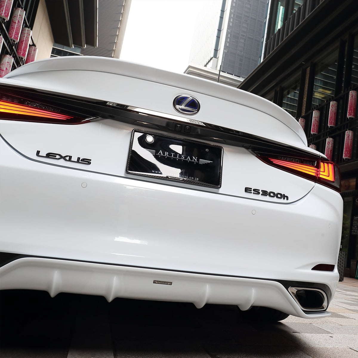 Artisan Spirits Lexus ES Rear Diffuser – ARTISAN SPIRITS UK