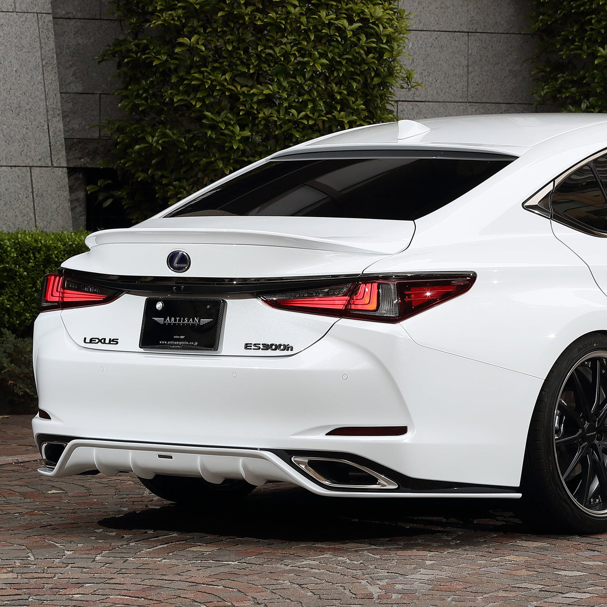 Artisan Spirits Lexus ES Roof Spoiler – ARTISAN SPIRITS UK